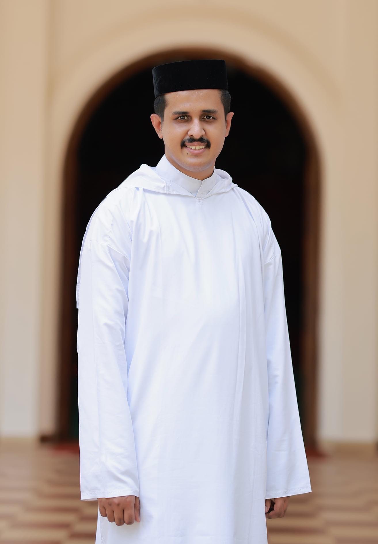 Liturgical Vestments of Deacons and Priests | One In Christ